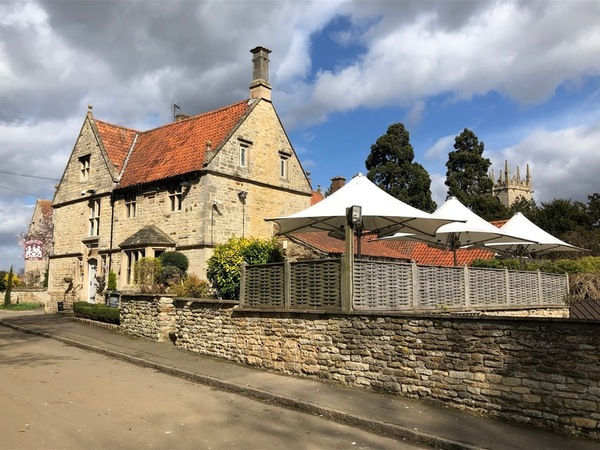 Six Bells Restaurant, Witham on The Hill